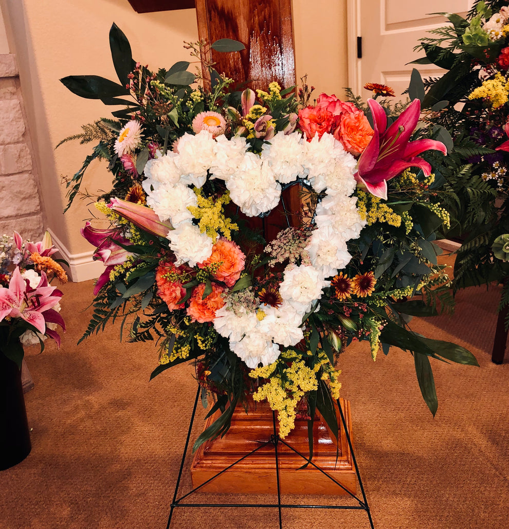 Heart Standing Spray – Thirsty Blooms by Sophie
